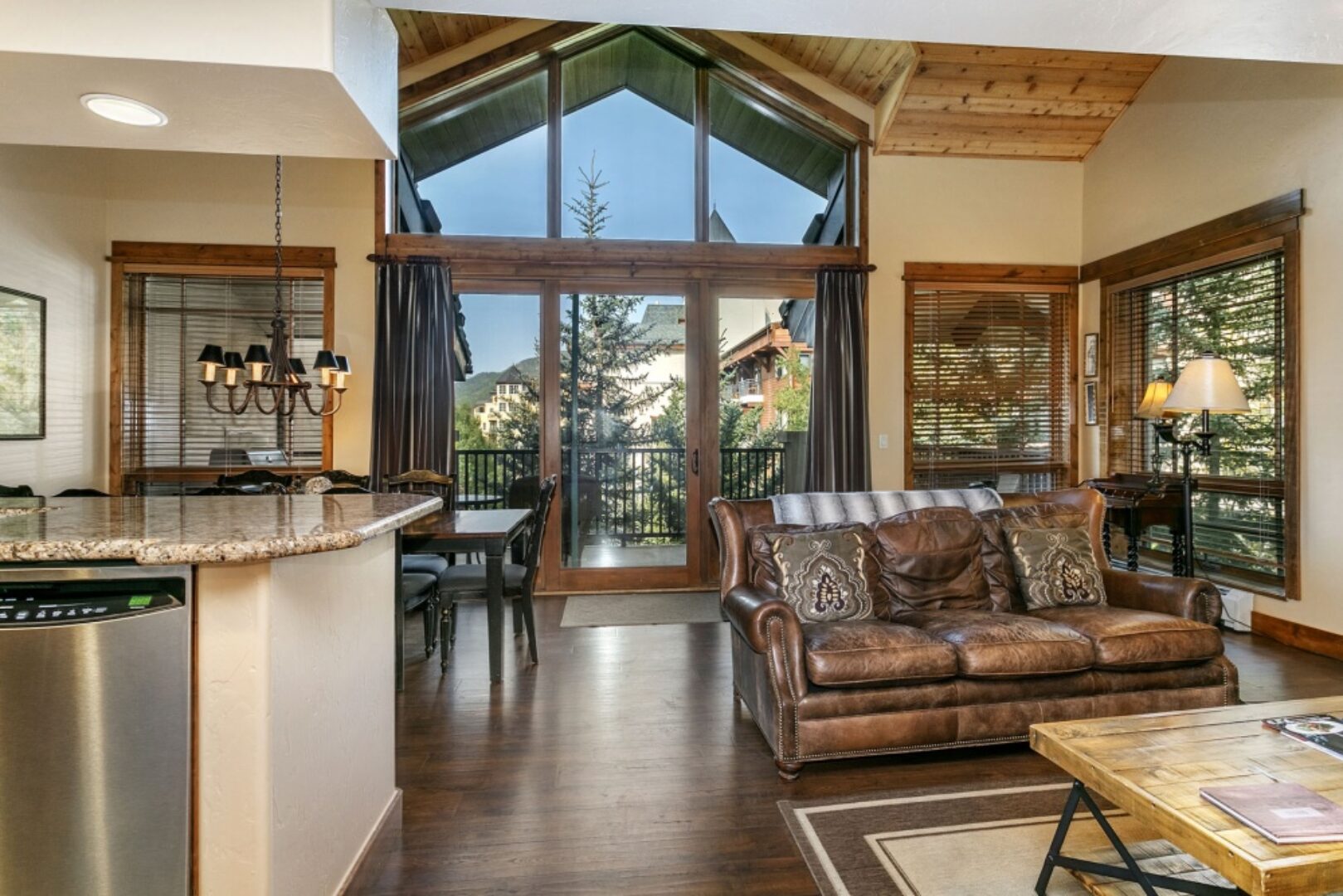 Antlers at Vail | Vail Lodging: Hotel & Condo Rentals